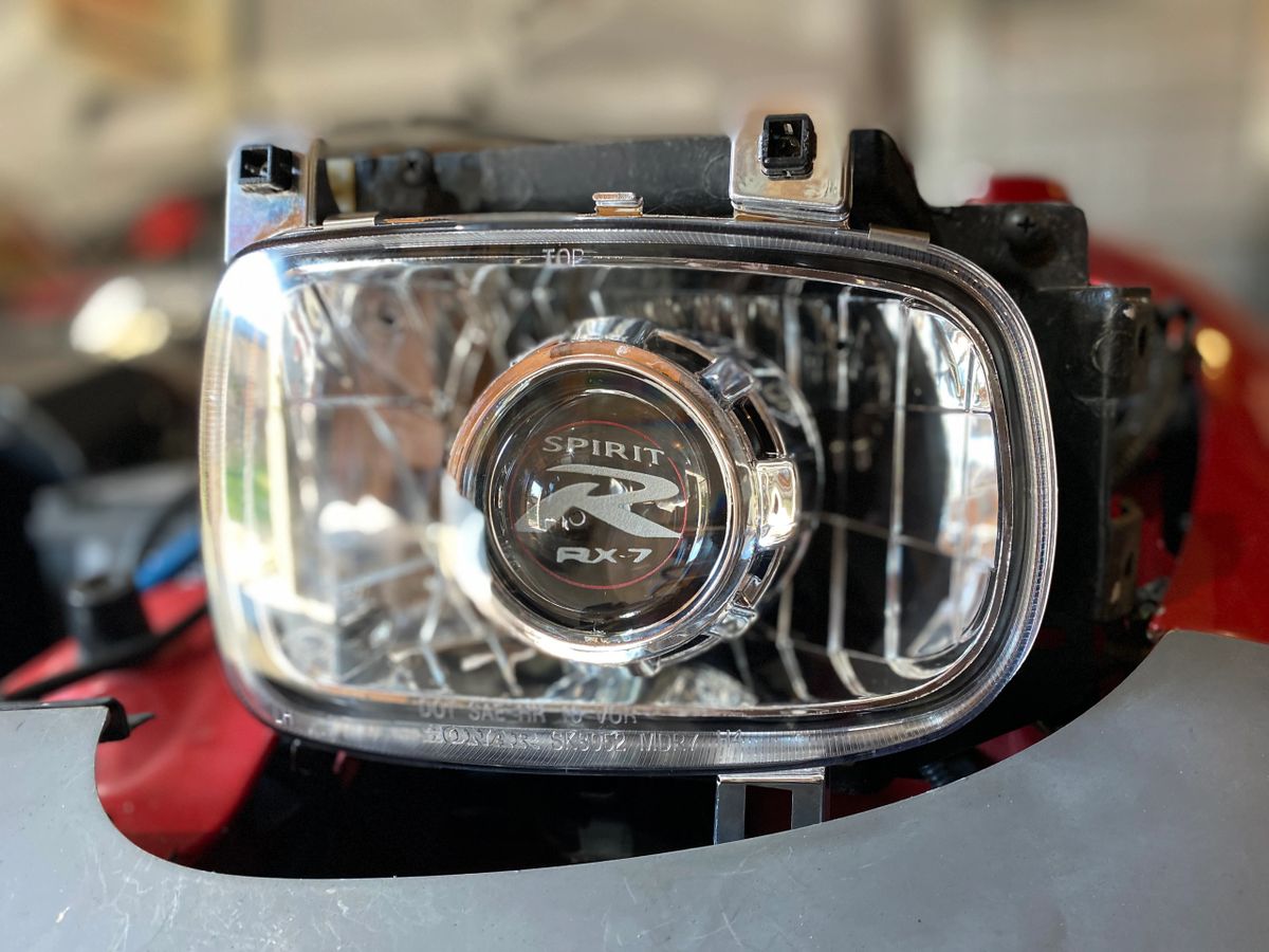 Mazda Rx-7 (FD3S) - Spirit R Headlights (Limited Edition)
