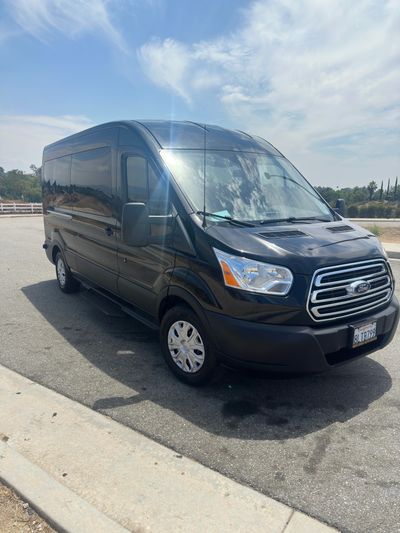 rent a passenger van