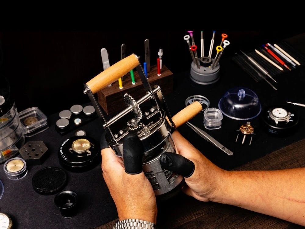 Marking Time - Watch Repair, Watch Cleaning, Chrono Clean