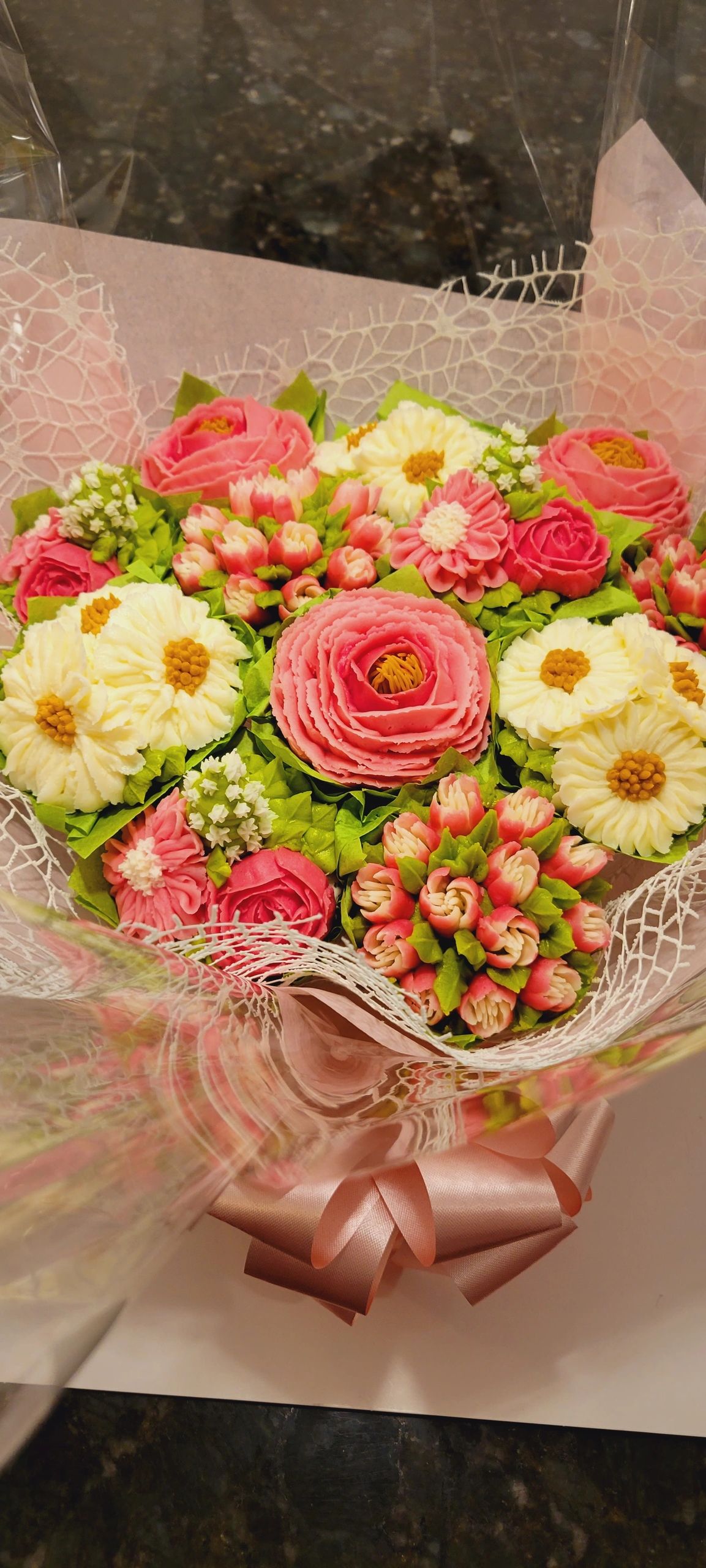 Mai Lara's Bouqcakes - Custom Decorated Cupcakes for All Occasions