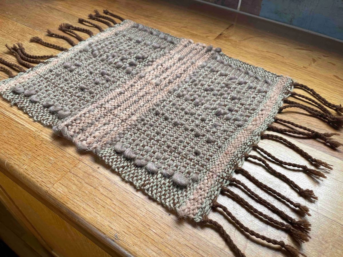 Mushroom wool table rug