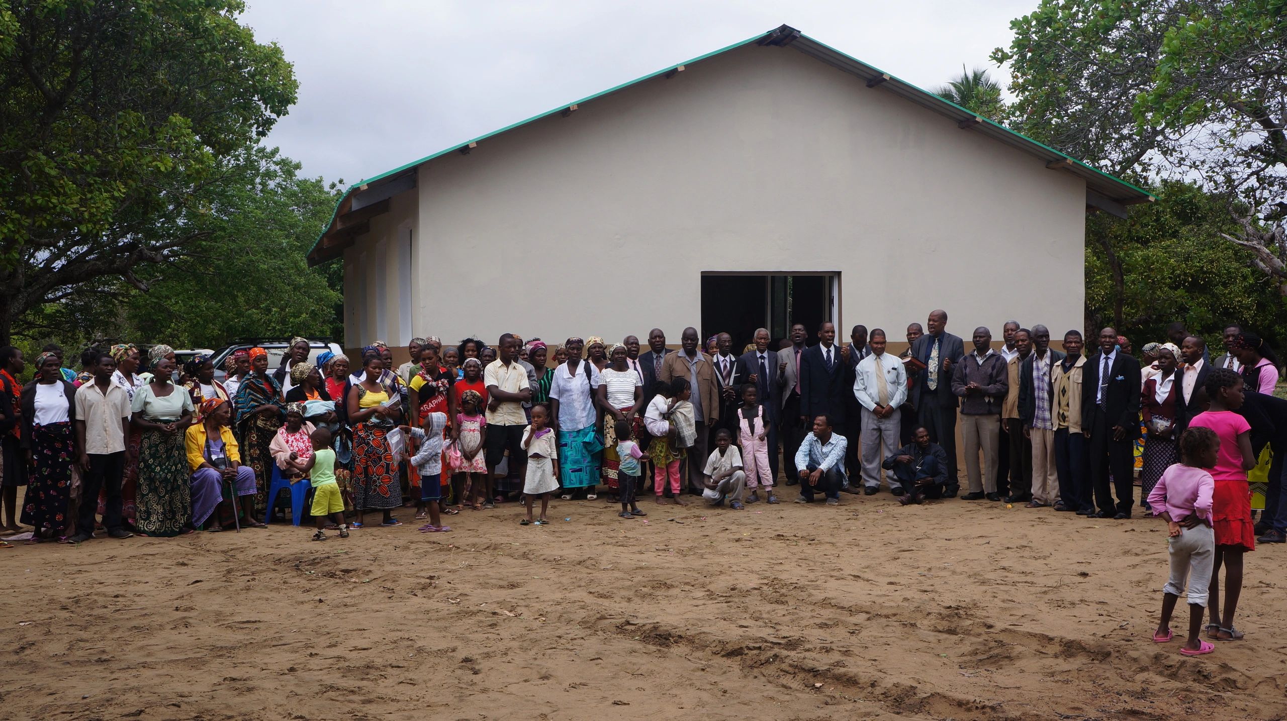 AfricanRiversofLivingWater.com - Humanitarian, Humanitarian, Services