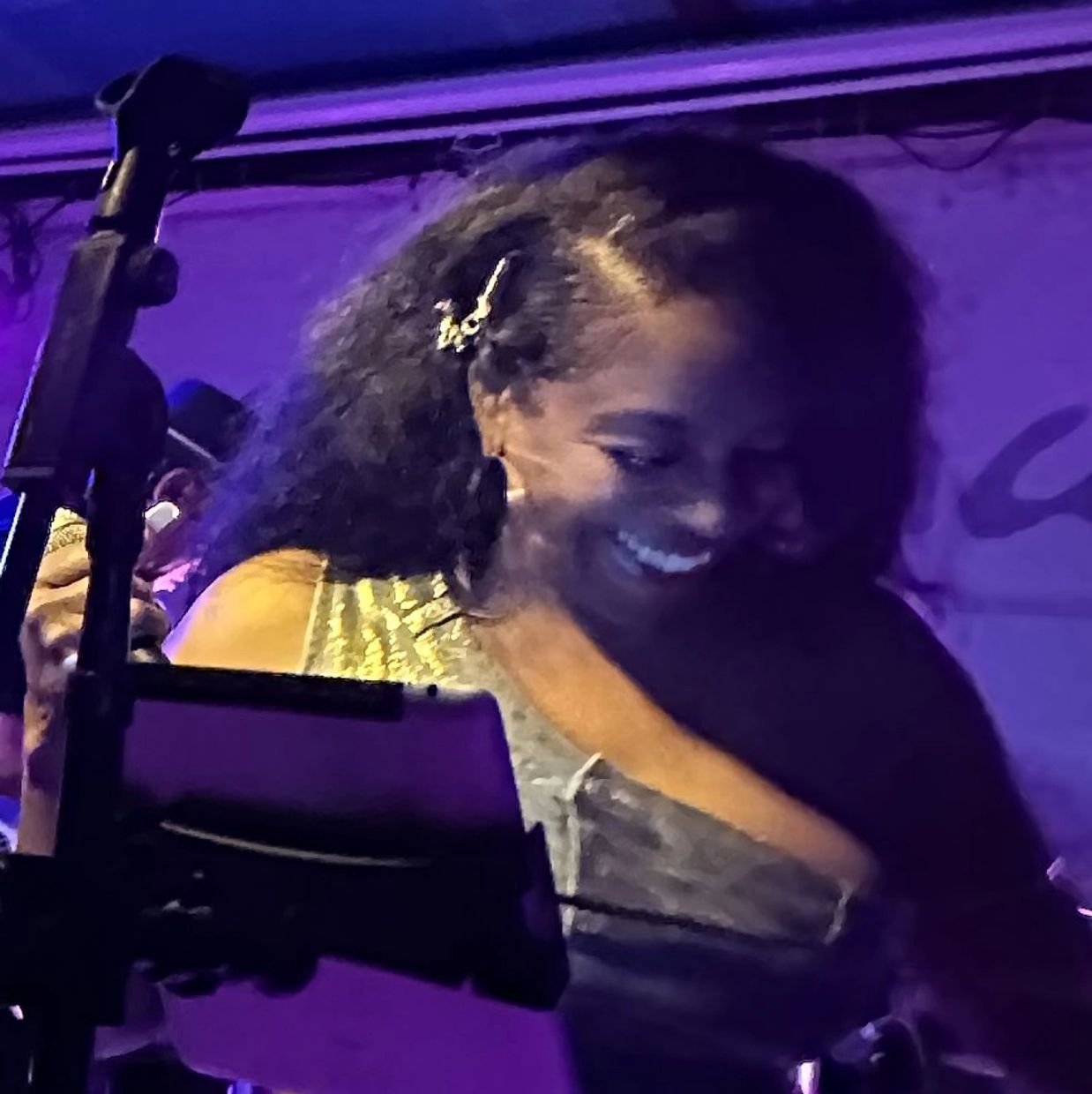 Live Music - Tanaa Dean