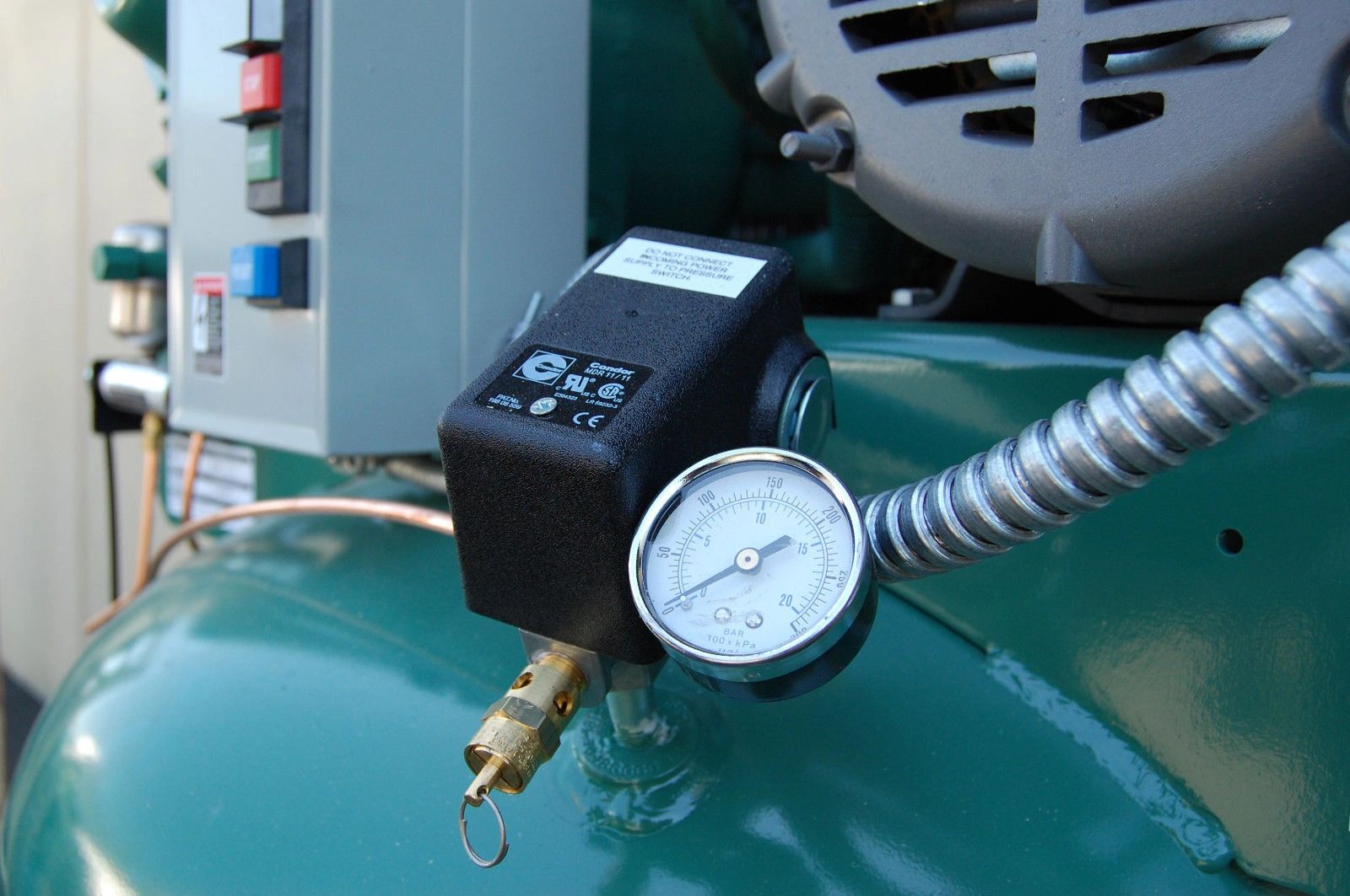 Advance Auto Air Compressor