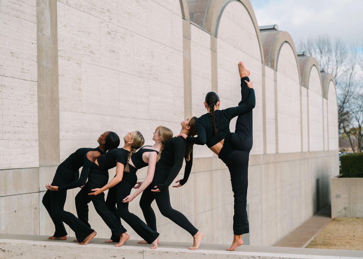 MoveMINT Dance Company