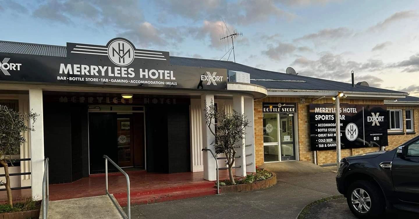 Merrylees Hotel - Pub - Dannevirke, Manawatu-Wanganui
