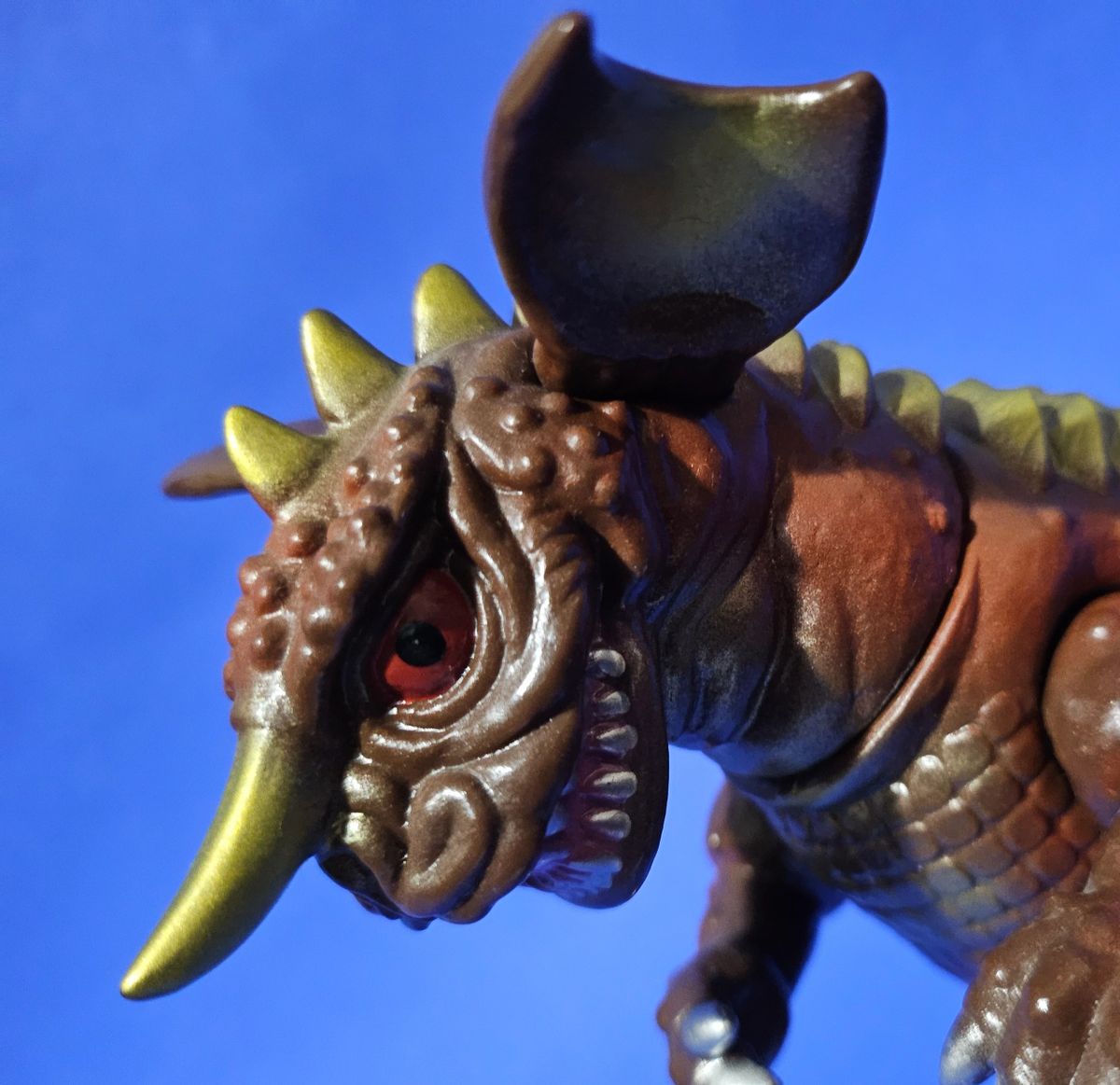 Baragon 1965 with Hut Figure Set by Marmit Para-Baby