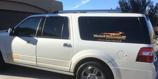 RideRoadRunneR - Bus Charter, Airport Transfers, Limousine