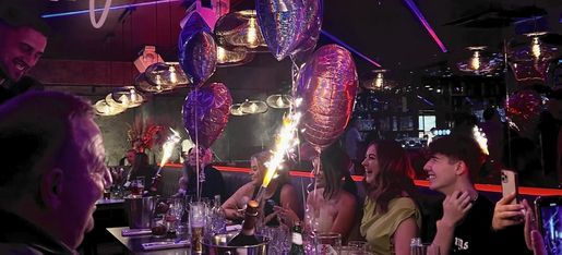 Rendezvous Restaurant & Bar - Home