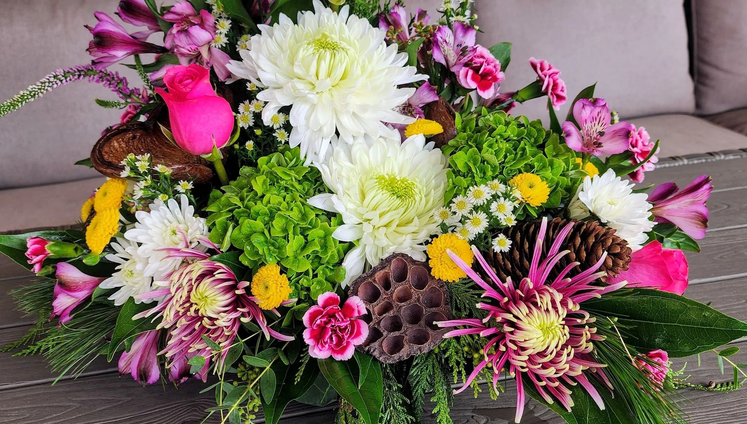 Order Flowers Online | Unique Floral Design Studio - Petalpost Creations