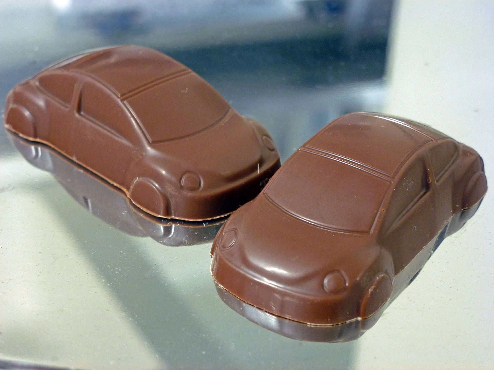 ¿Por qué no se pueden asegurar los autos chocolate?