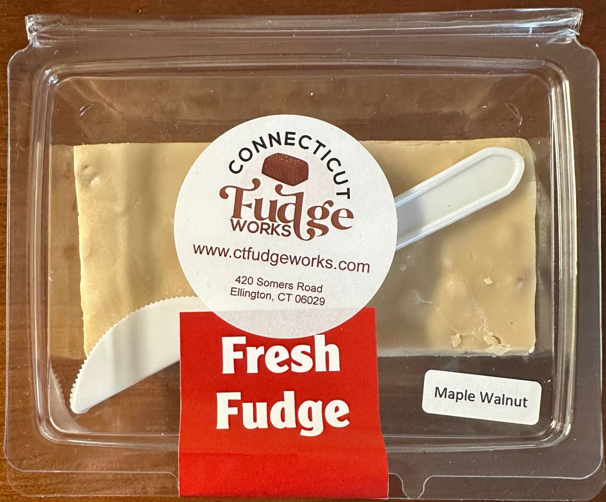 Maple Walnut Fudge 1/2 Lb.