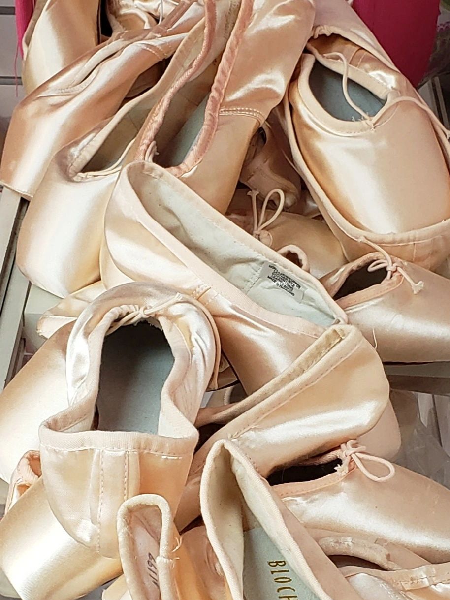 Pointe Shoe Fitting