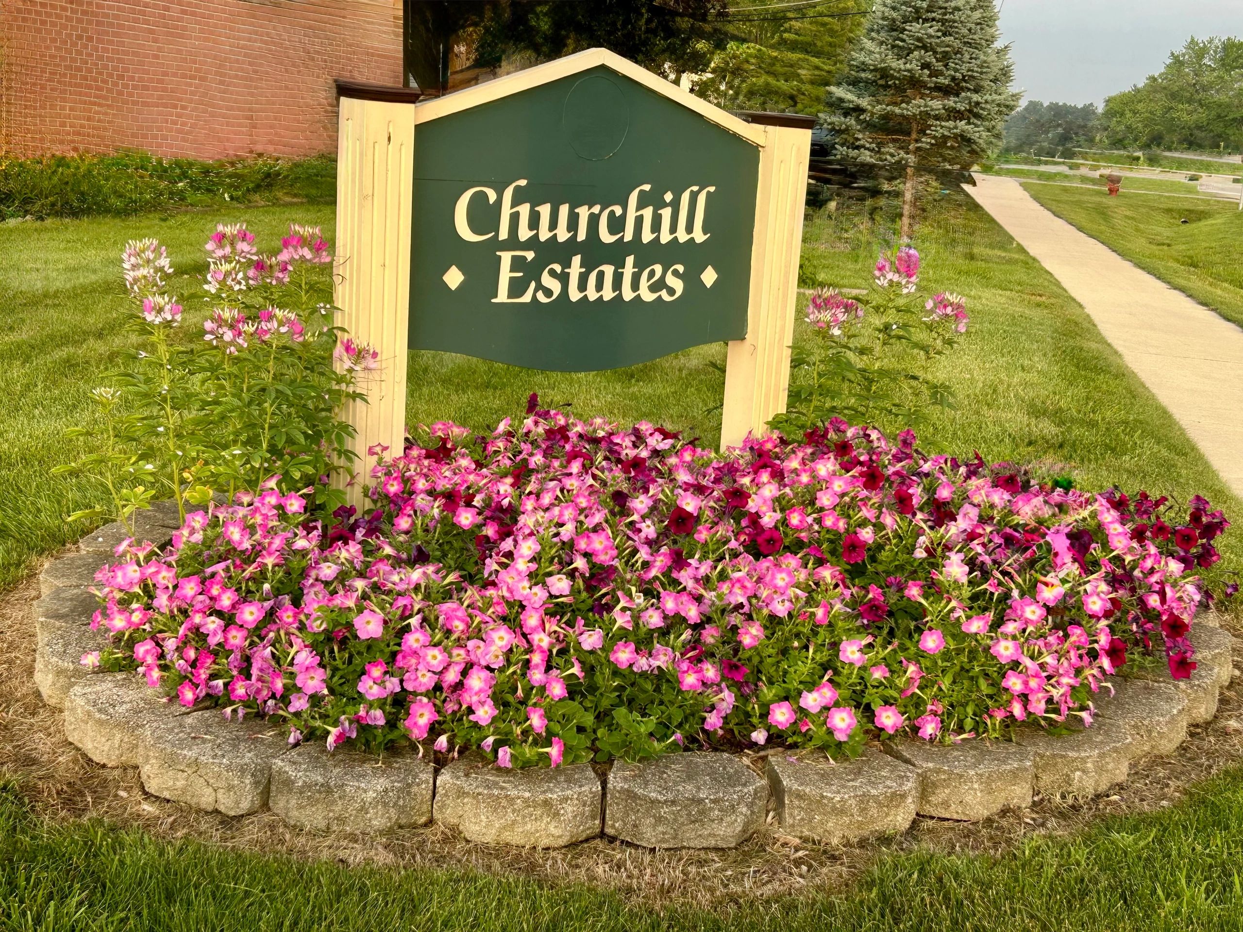 Churchill Estates HOA in Farmington Hills, Michigan