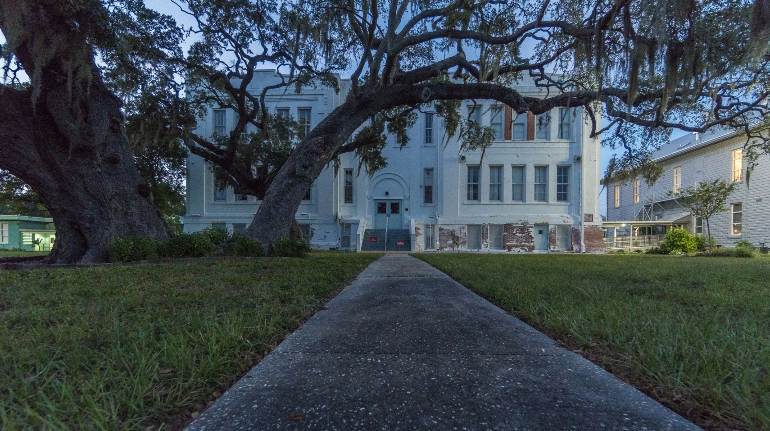 Tampa Bay Ghost Tours | Florida Haunted History & Ghost Hunts