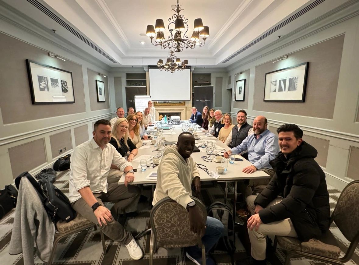 The Elite Agent Collective Mastermind