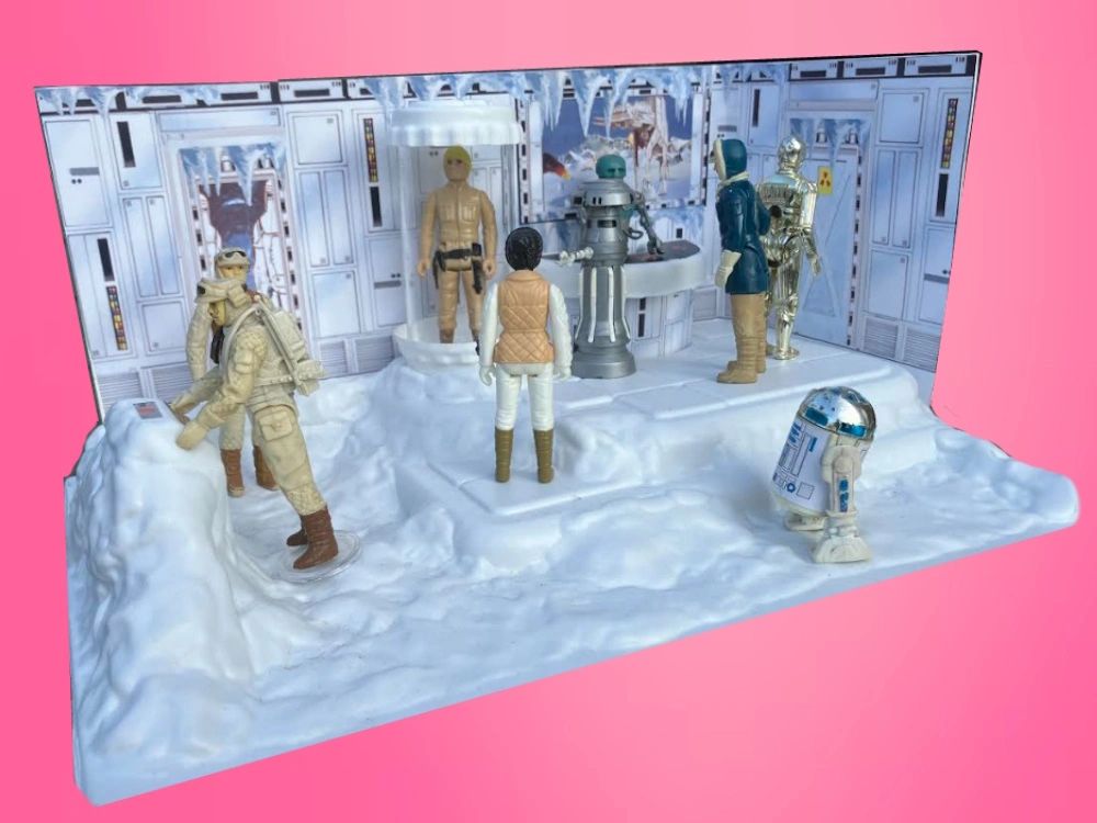 Intergalactic Snow Planet - Robot Doctor's Waiting Room