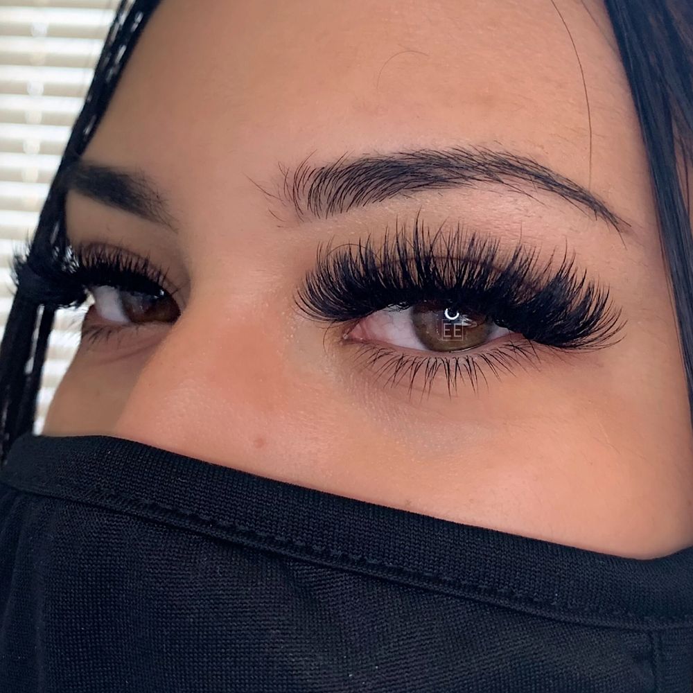 Elle Esthetics - Eyelash Extensions, Facial Treatments