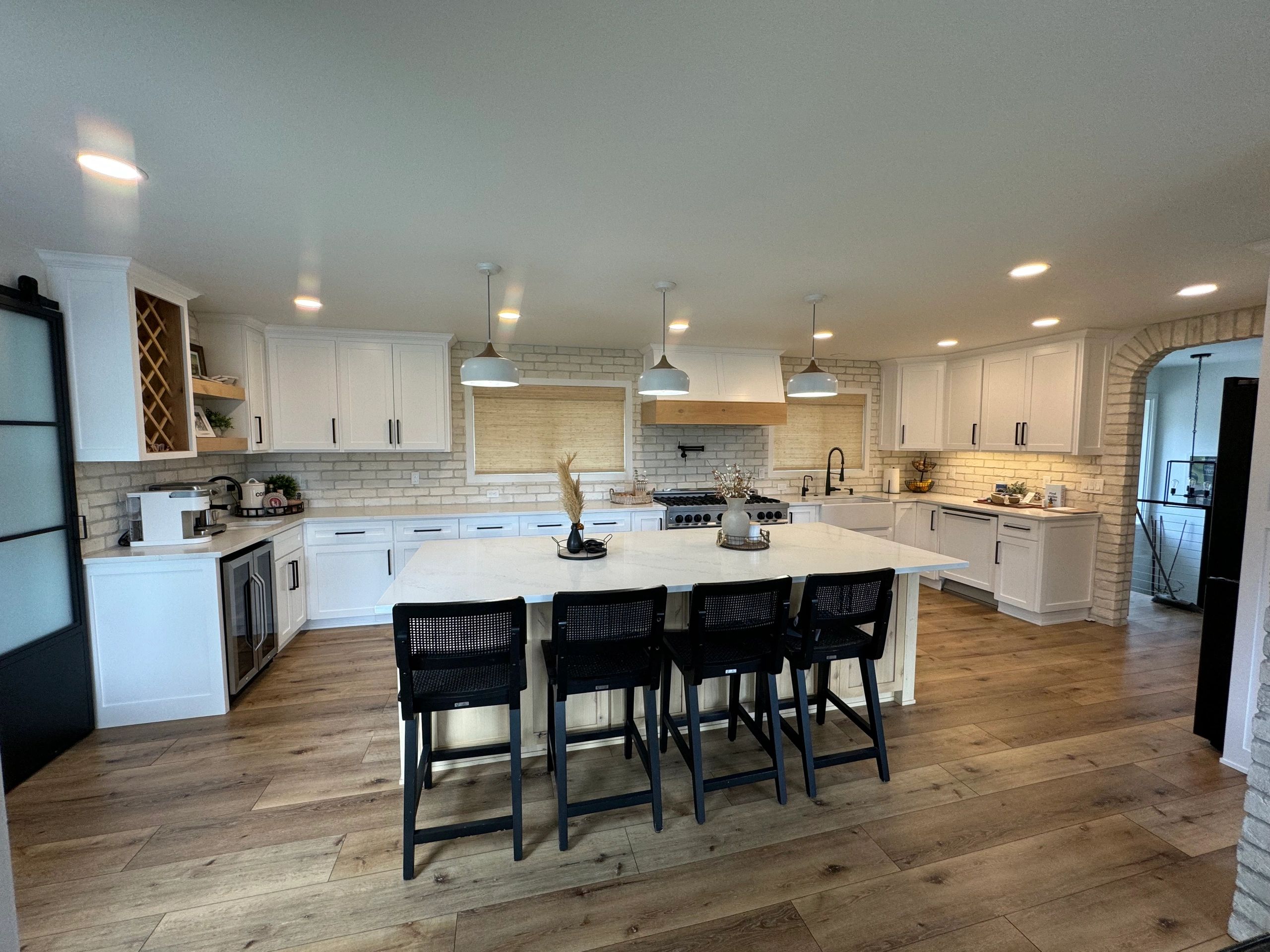 A.L CABINETS LLC