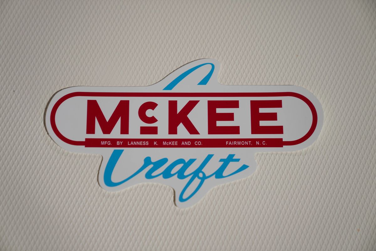 Logotipo De Mckee Cuento Elmer Y El Clima De David Mckee Presentado