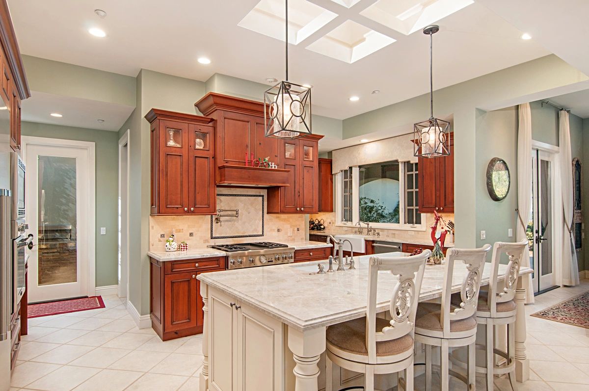 Traditional Tuscan | Fisher Gross Kitchen & Bath Studio