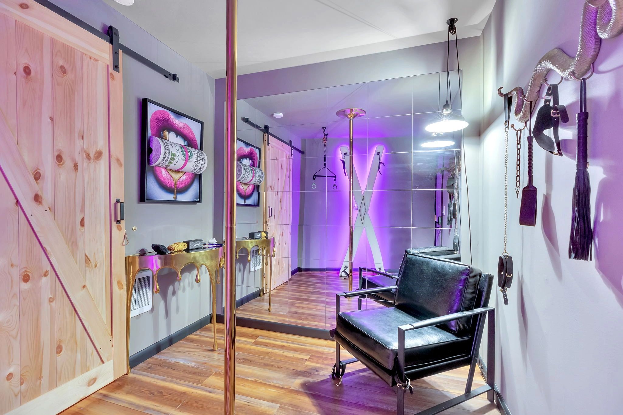 Kink BDSM Bondage Vacation Rentals