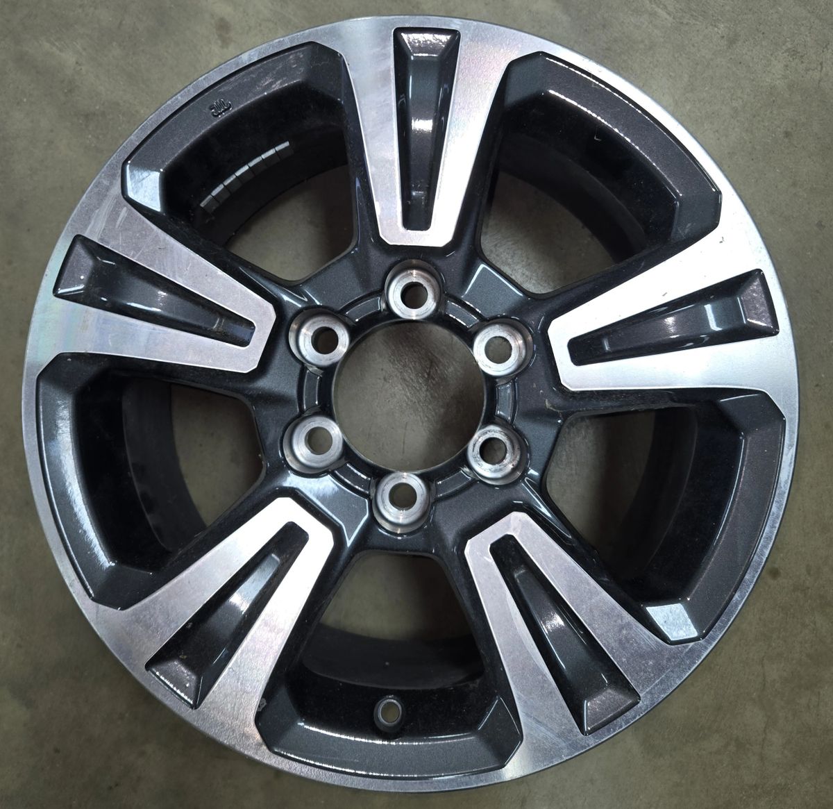 17" Toyota 6 lug Aluminum wheel, ONE available
