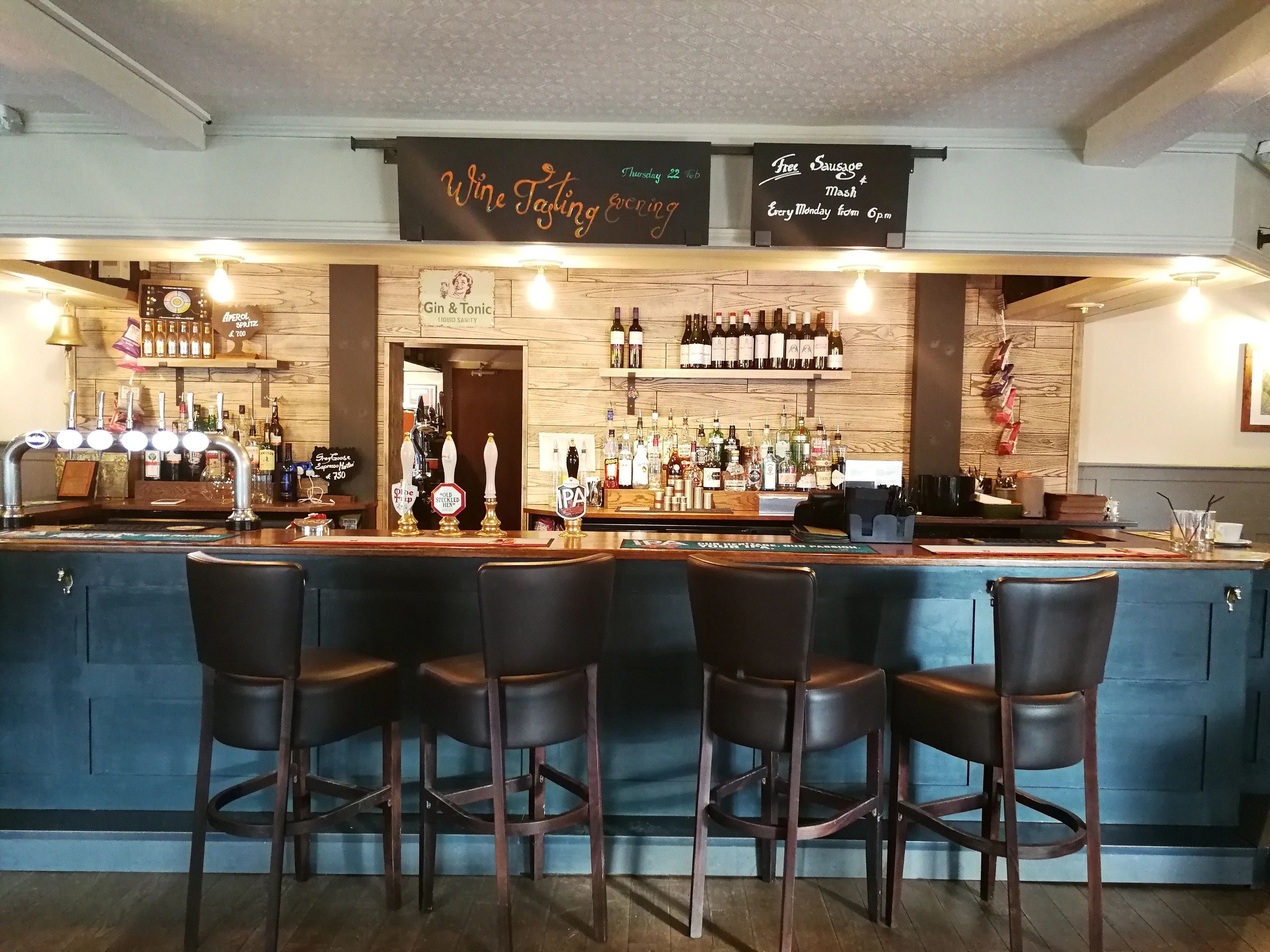 The Bird in Hand - Pub, Food, Restaurants