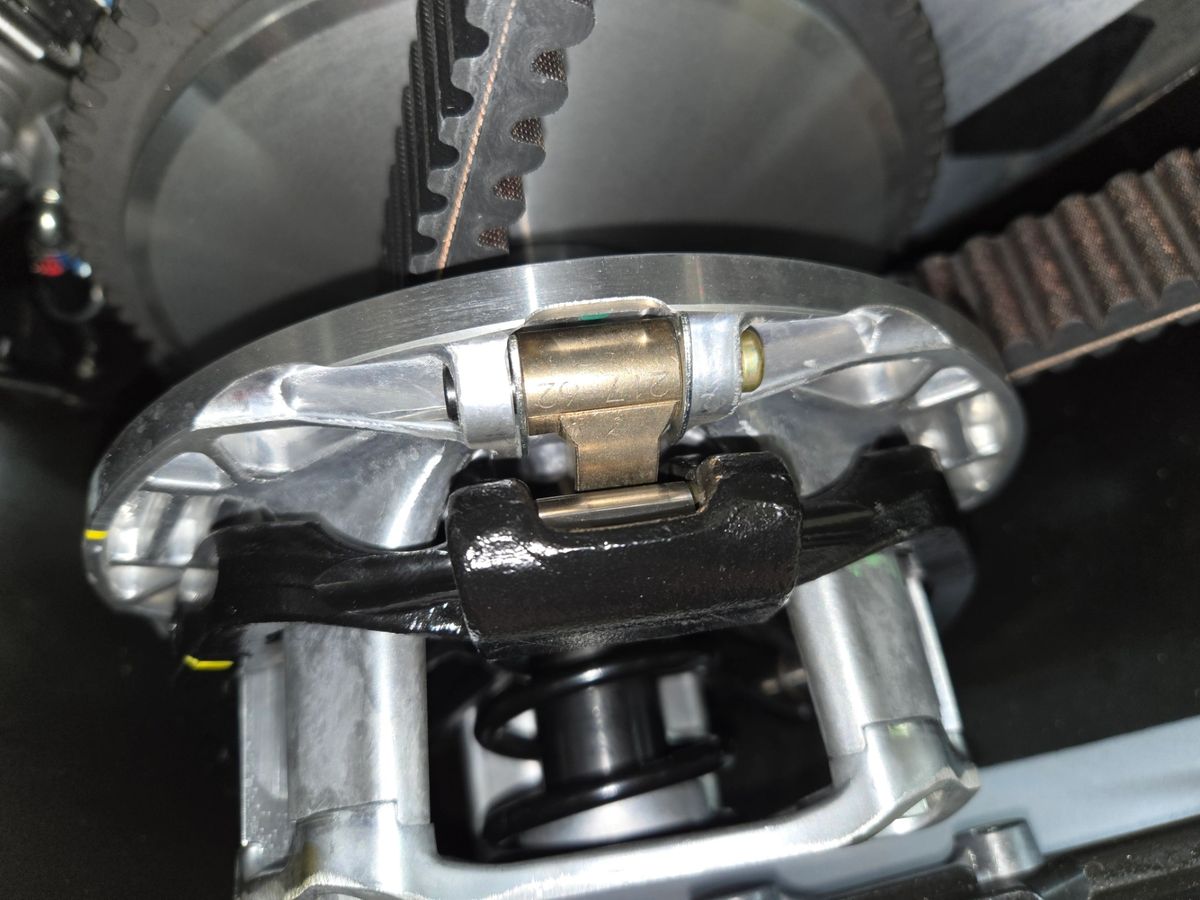 Catalyst Adapt Clutch Kit with Primary Spring