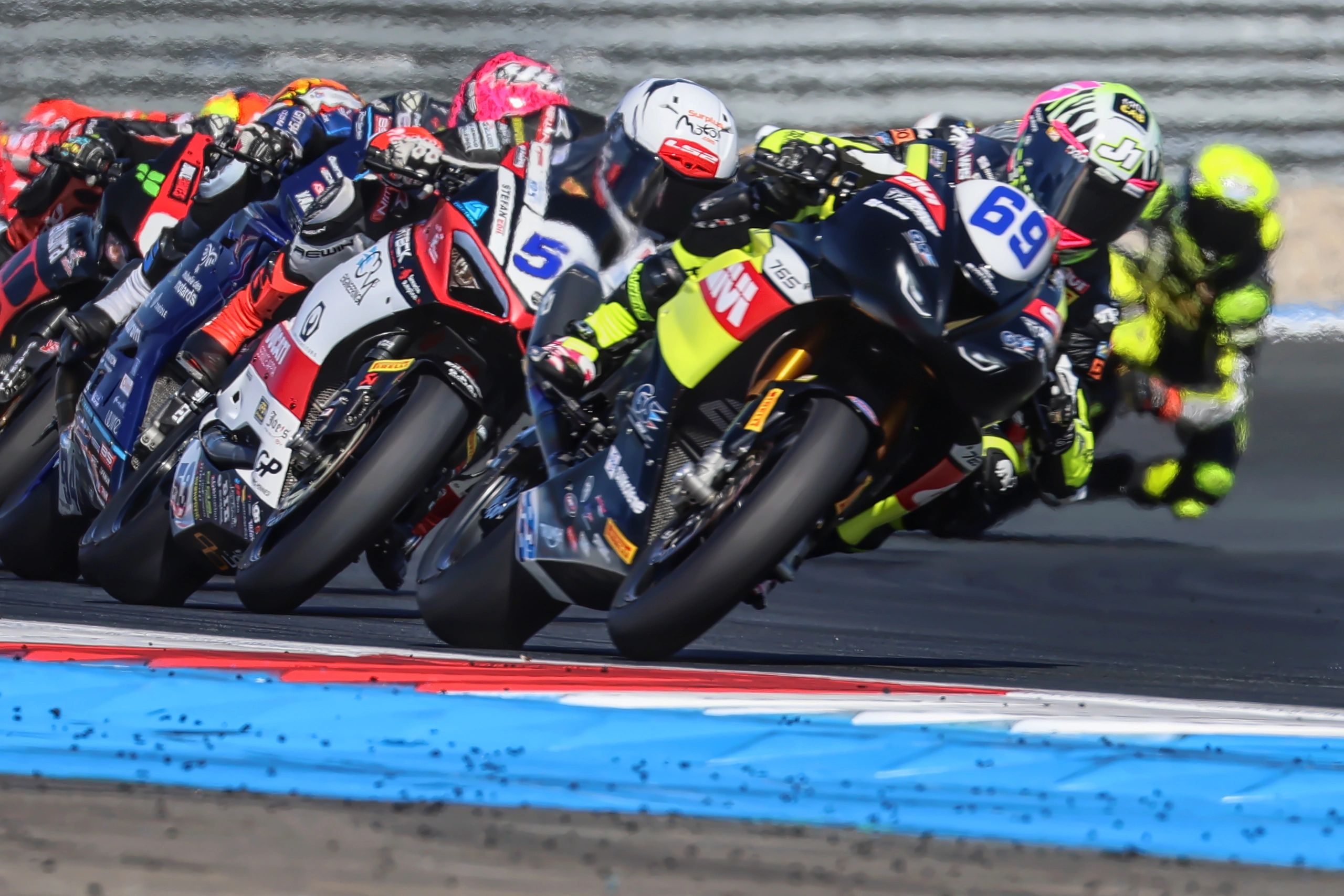 Red-flag upset for PTR Triumph in race one at Assen