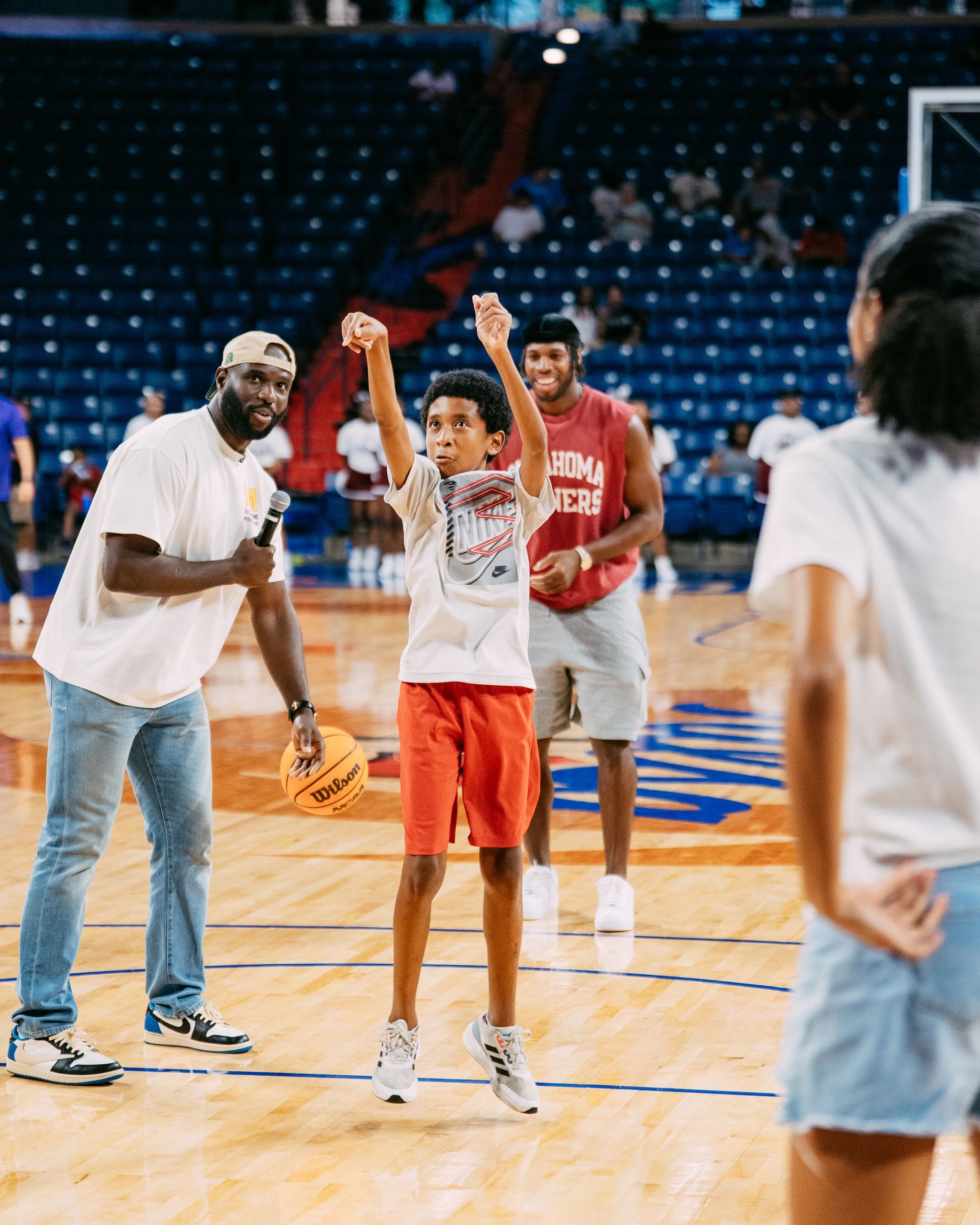 Home | Hoops and Partners