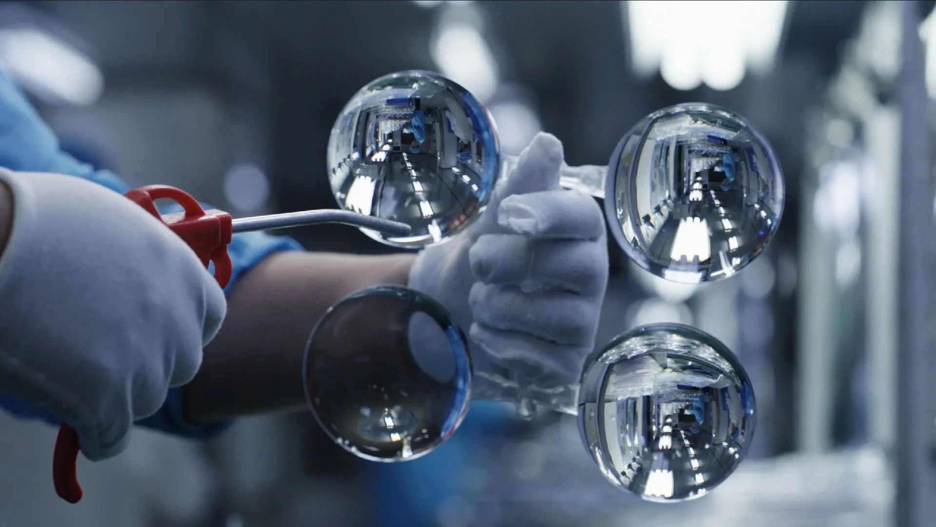 Precision in Acrylic Lenses for Every Need