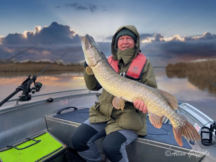 Guided Fishing Trips - Fishing In Norfolk Angling Guides