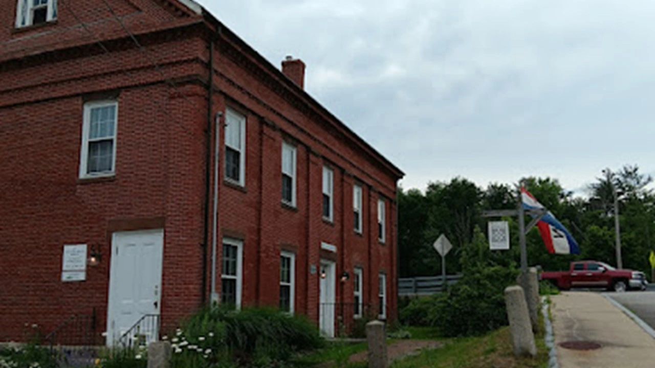 A Ghost I Met at the Counting House Museum