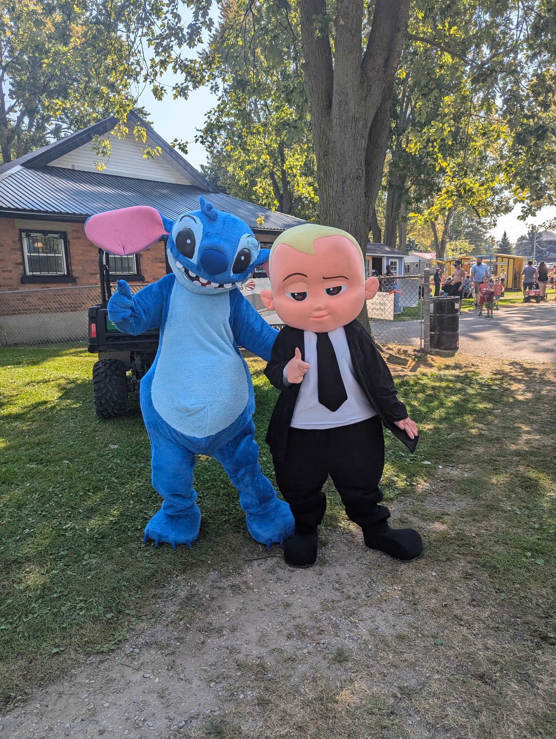 The Importance of a Handler for Mascot Safety