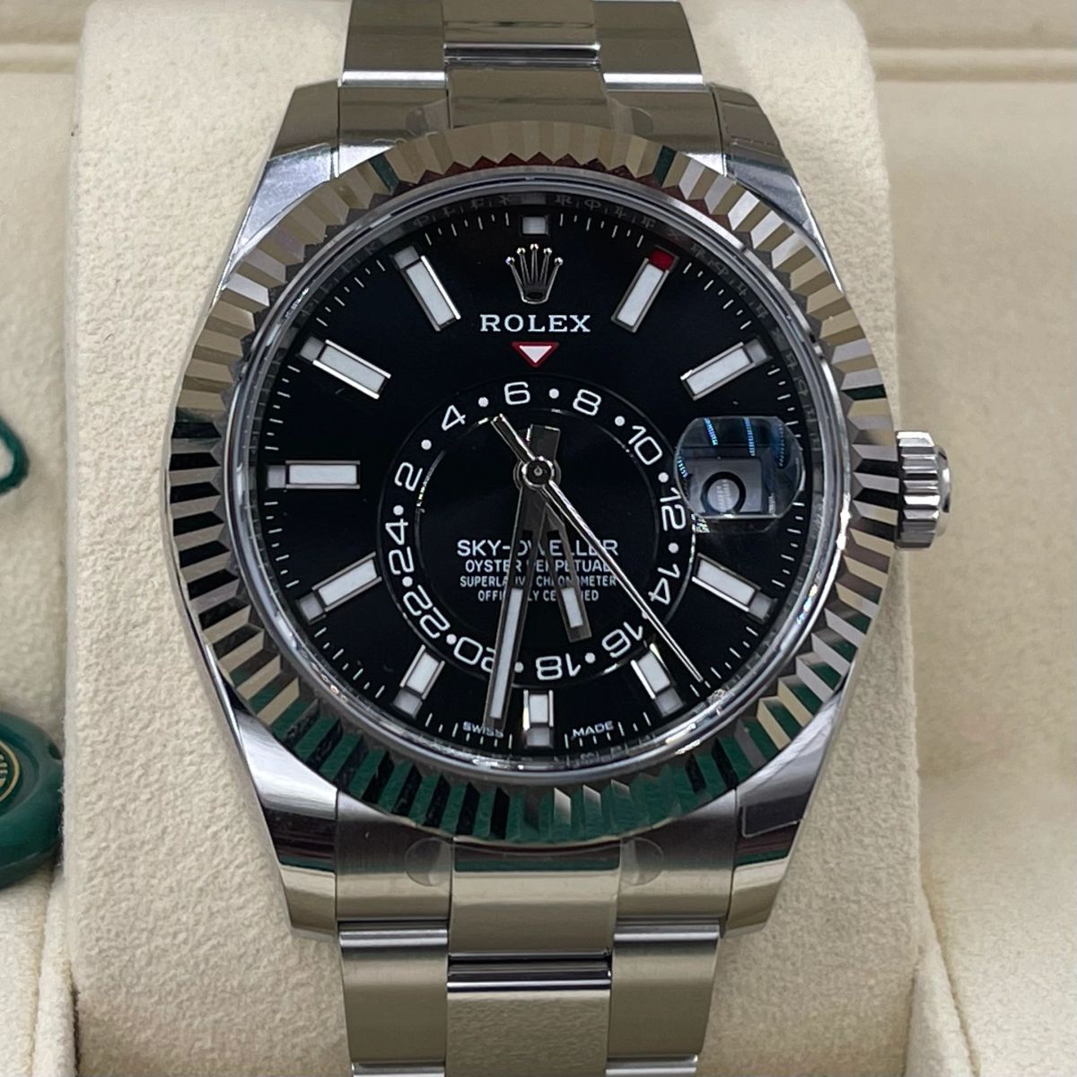 Rolex Sky-Dweller Black Dial Stainless Steel | New 2022 | 326934 Full Set