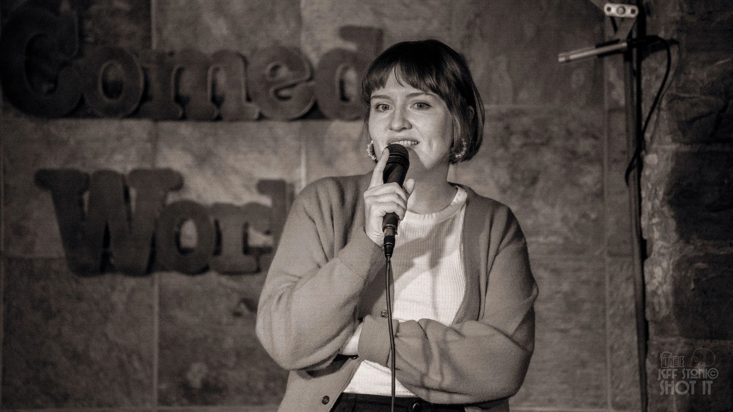 Hannah Jones - Denver Comedian