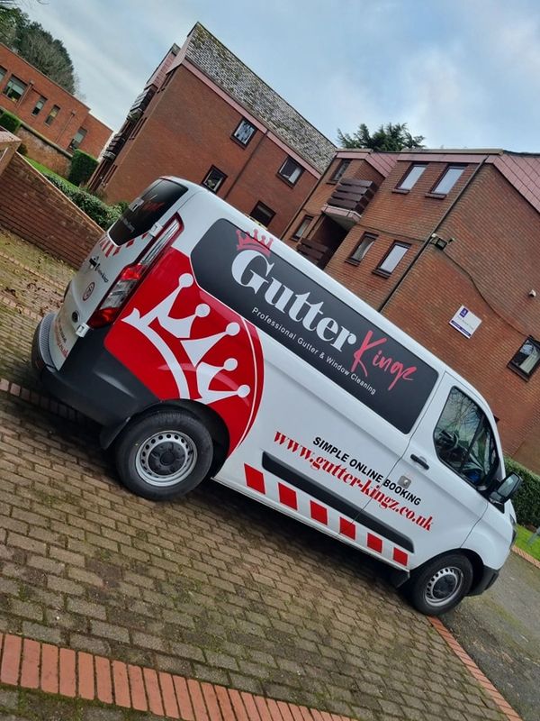 Top Gutter Cleaning Company in Your Area - Gutter Kingz