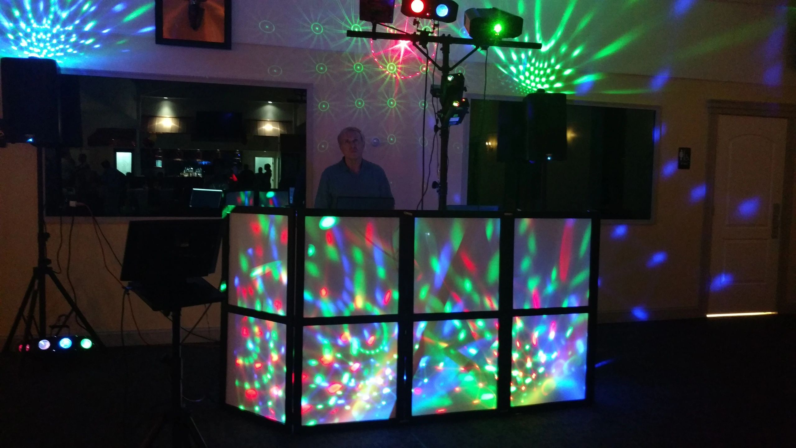 Winnell Entertainment