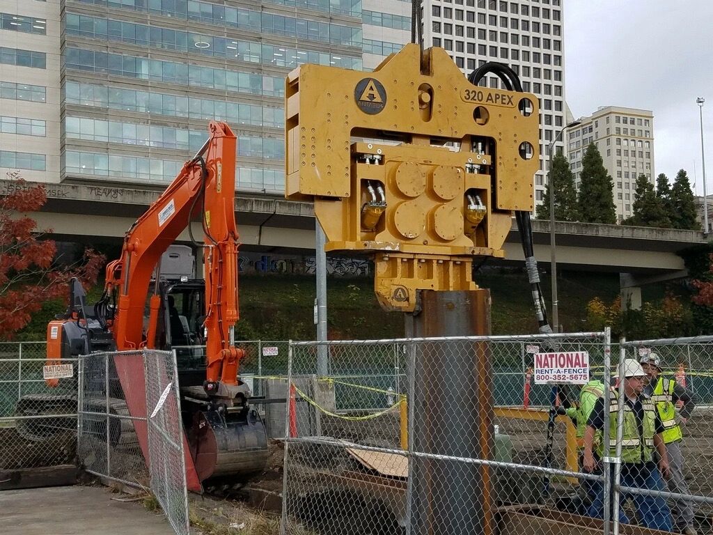Antaeus 320 Drives 50' Sheets in Tacoma, Washington.