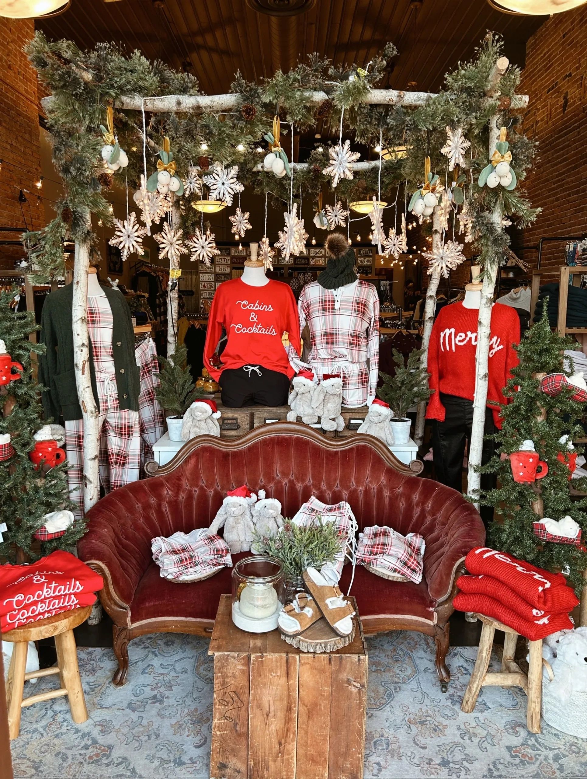 Home [shopluckycharlie.com]