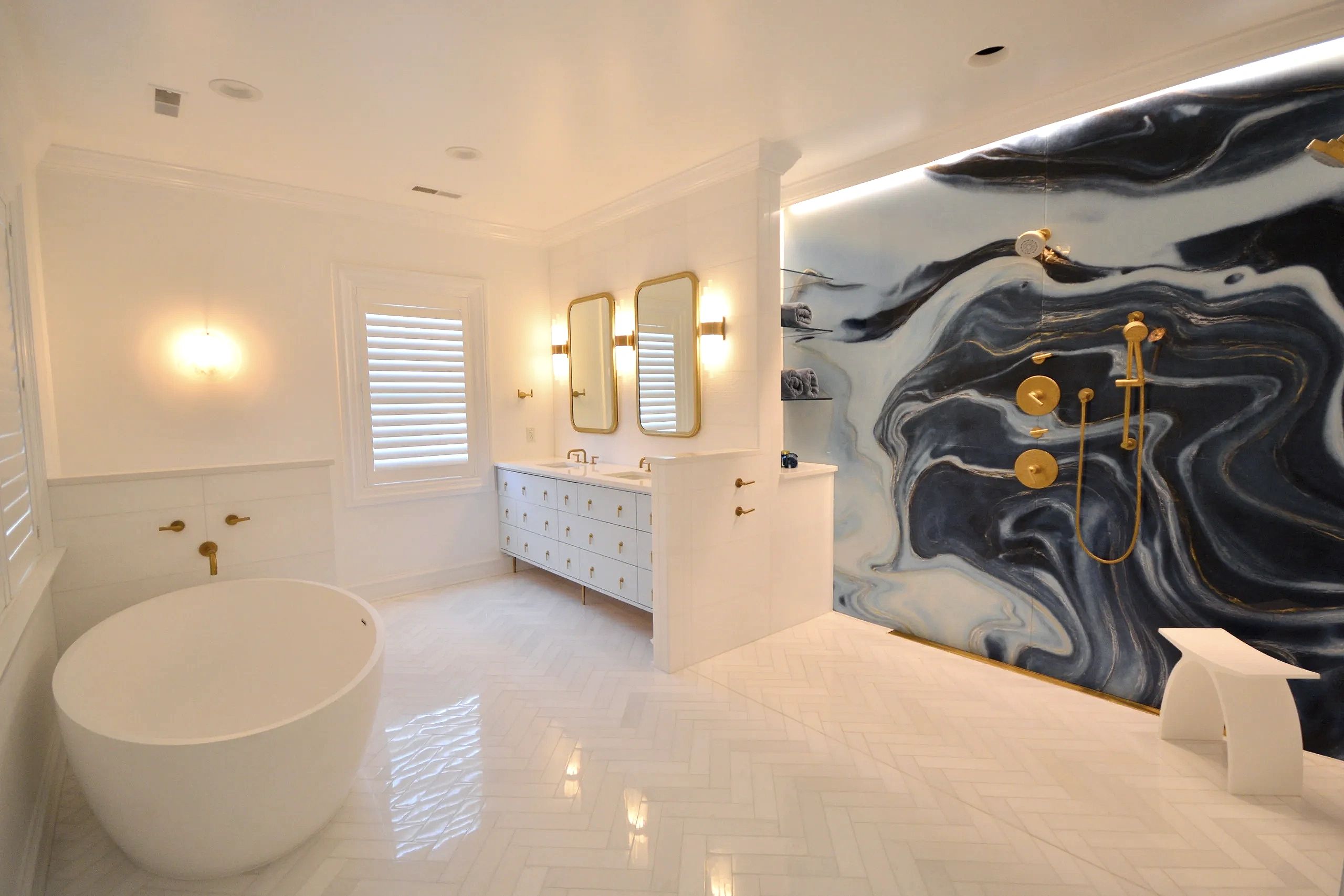 Holthouse Enterprises, LLC