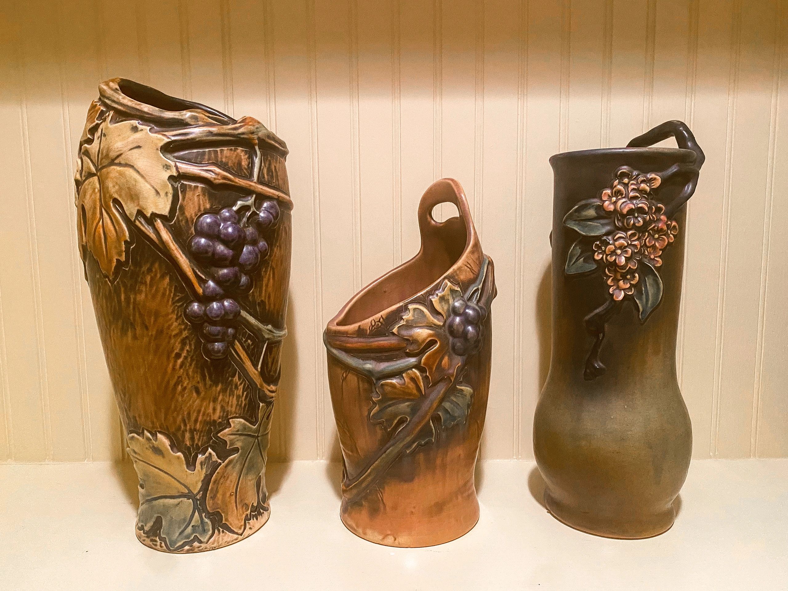 The Pottery Shelf - Pottery, Rookwood, Art Pottery, Roseville