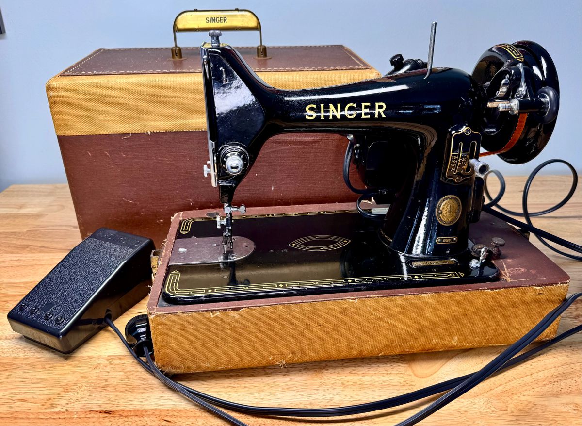 1956 Singer 99K, Fully Restored - New Electrical