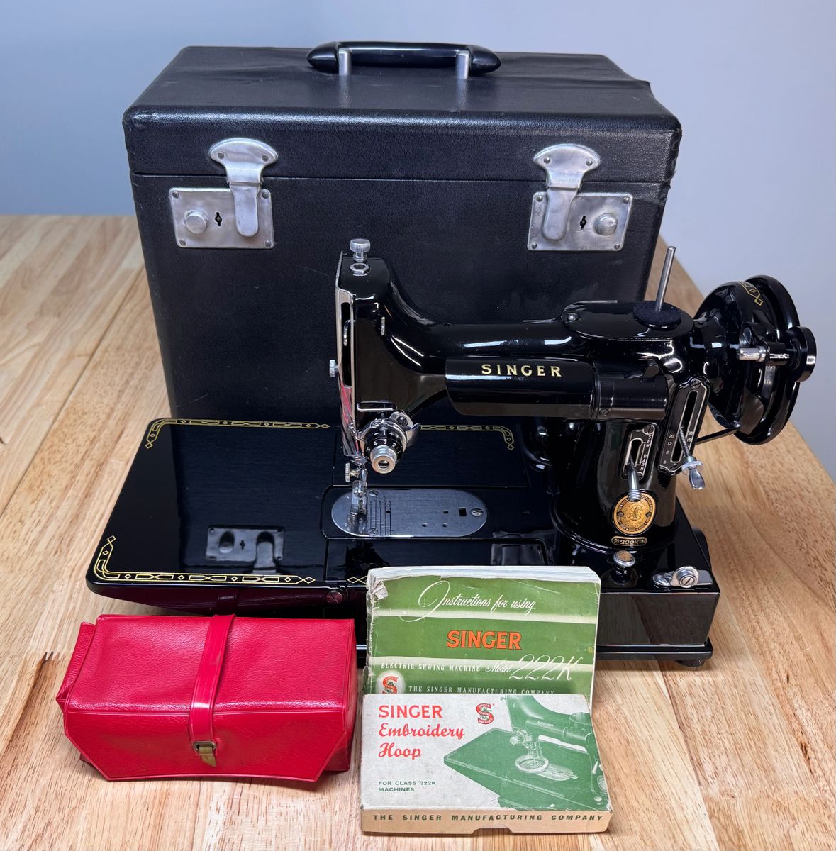 1959 Singer 222K - All original accessories and case - Dream Machine!