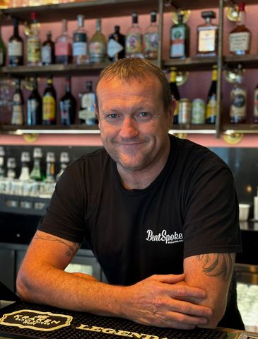 Meet the team | Steampacket Hotel Nelligen