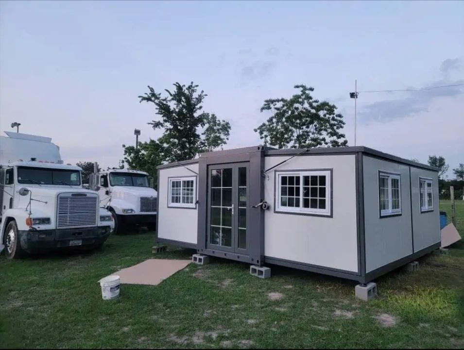 Space. Prefab Tiny Home: Portable, Modular House Featuring a Bathroom ...