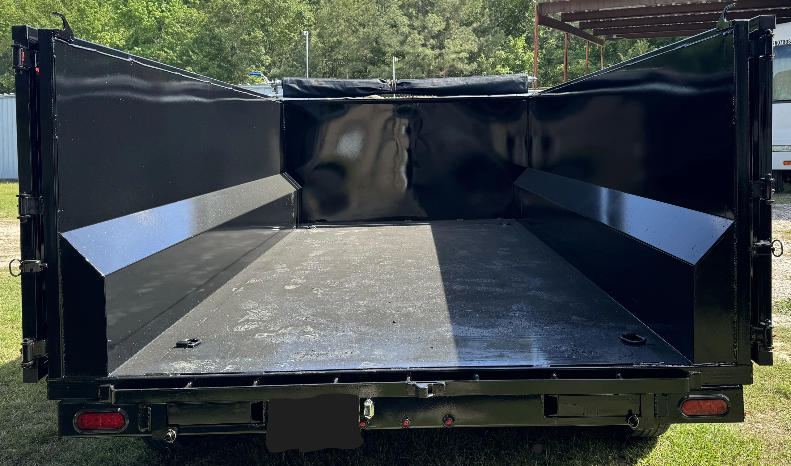 Home [mocodumptrailers.com]