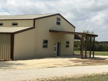 Weddings in Glen Rose - Monarch Meadows Farm