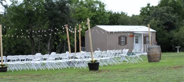 Weddings in Glen Rose - Monarch Meadows Farm